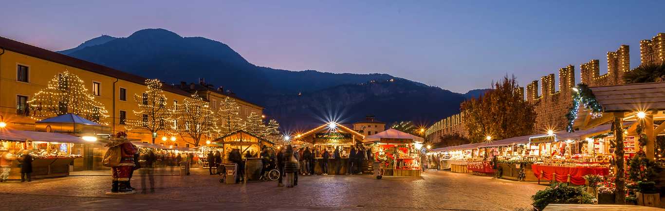 Best Italy Christmas Tours & Vacations 2026-2027 | Zicasso